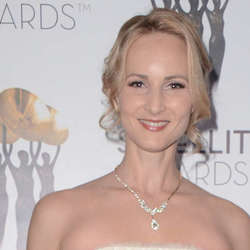 Kendra Munger Satellite Awards in Los Angeles – Celebrity Wiki ...