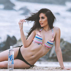 Yasmine Soofi – Celebrity Wiki -> onceleb.wiki